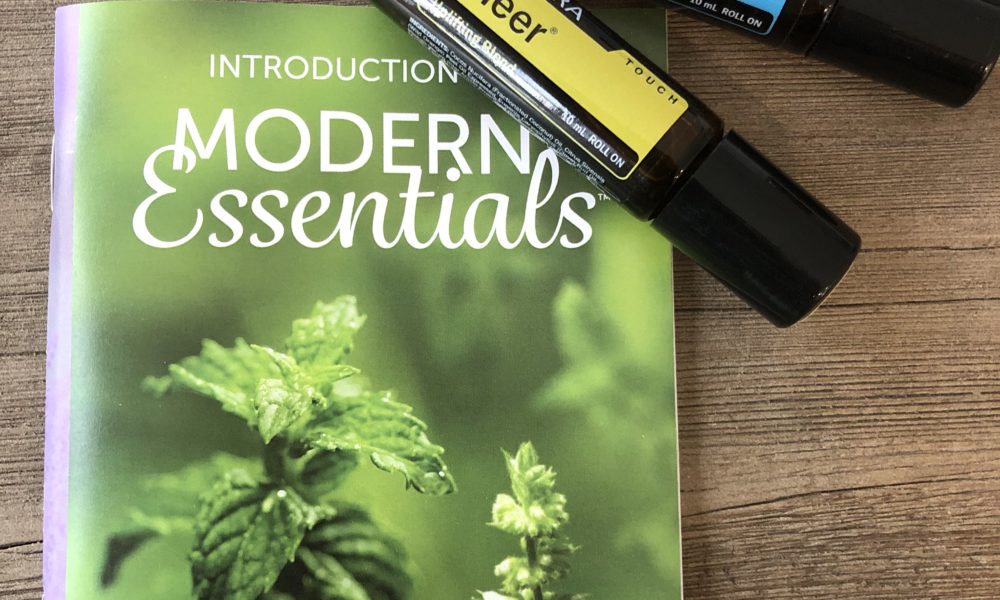 Modern Essentials 11th Edition Pocket Book 2020 - Essential Oil Bible ...